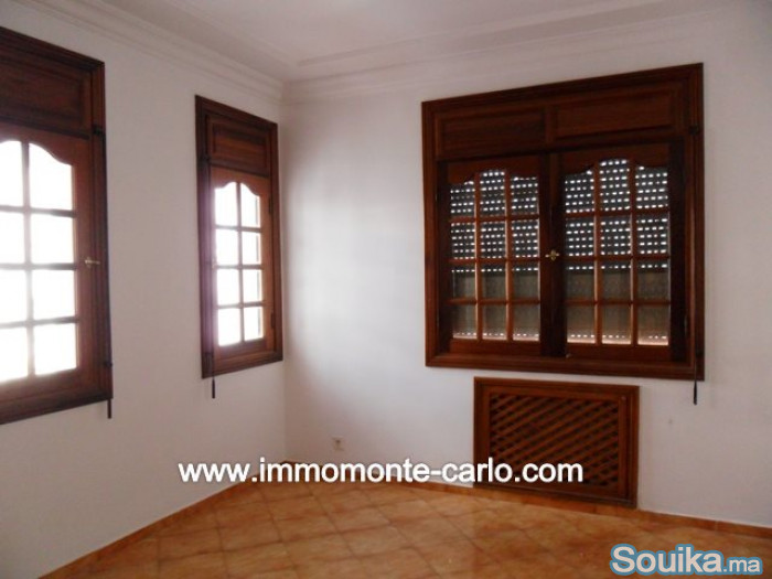 Villa avec chauffage et piscine à Hay Riad | Rabat